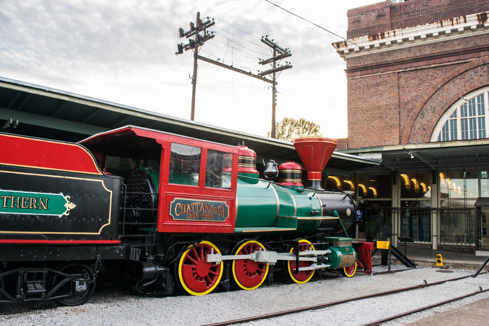 Chattanooga: 24 Hours at the Chattanooga Choo Choo