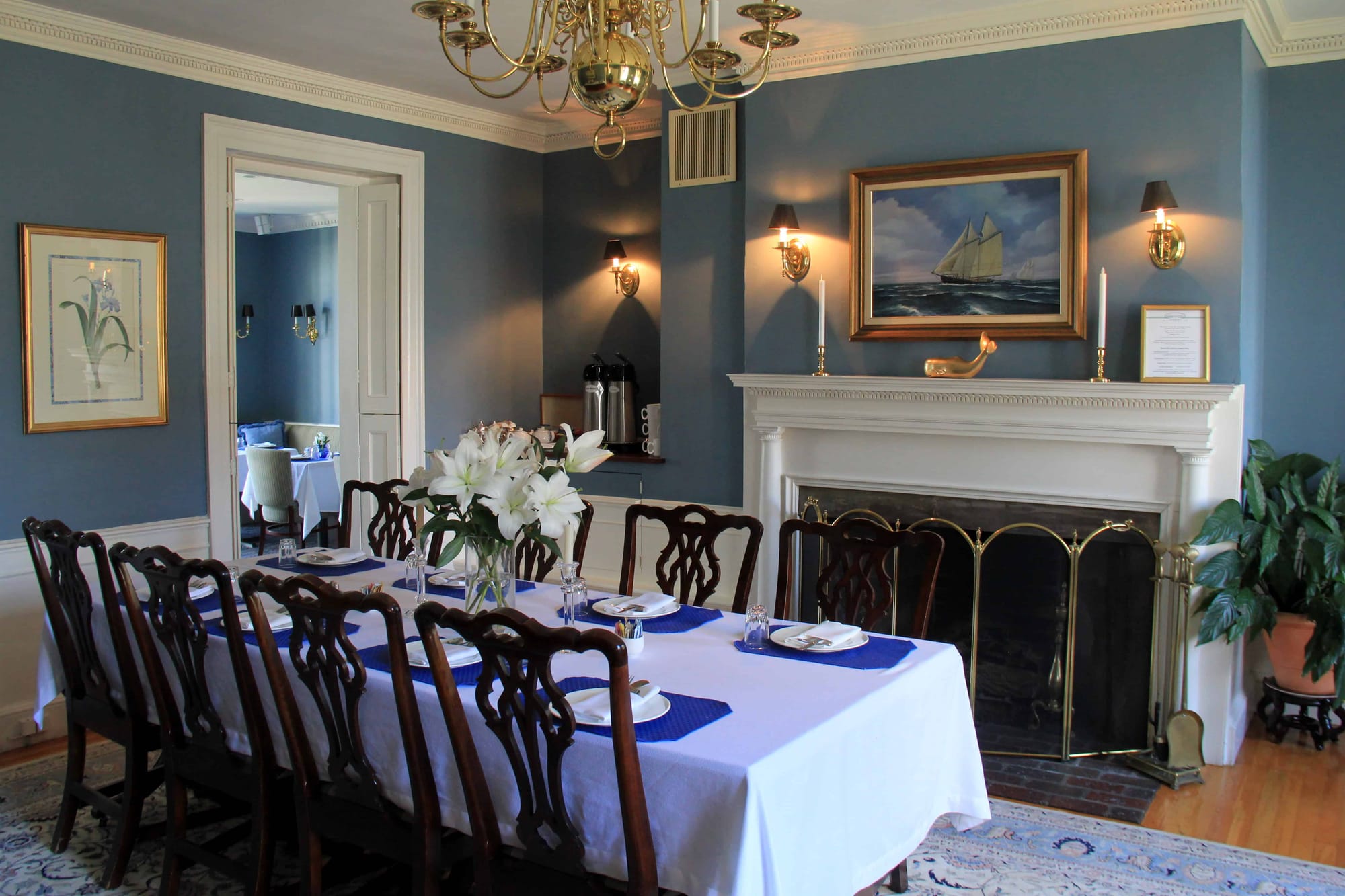 Harbor Light Inn: a Warm Embrace from Marblehead Dubbed the 'Yachting ...